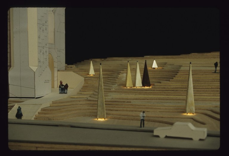 MODELS – ROBERT ROESCH